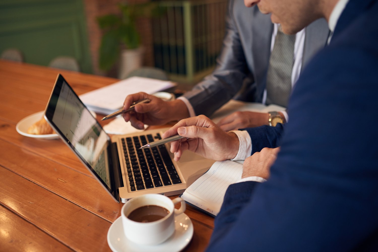 Microsoft Azure for Customizable Business Solutions